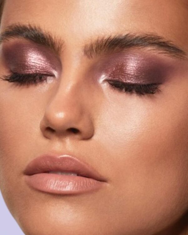 The Purple Makeup Trend Isn’t Going Anywhere for Autumn/Winter 2022 ...